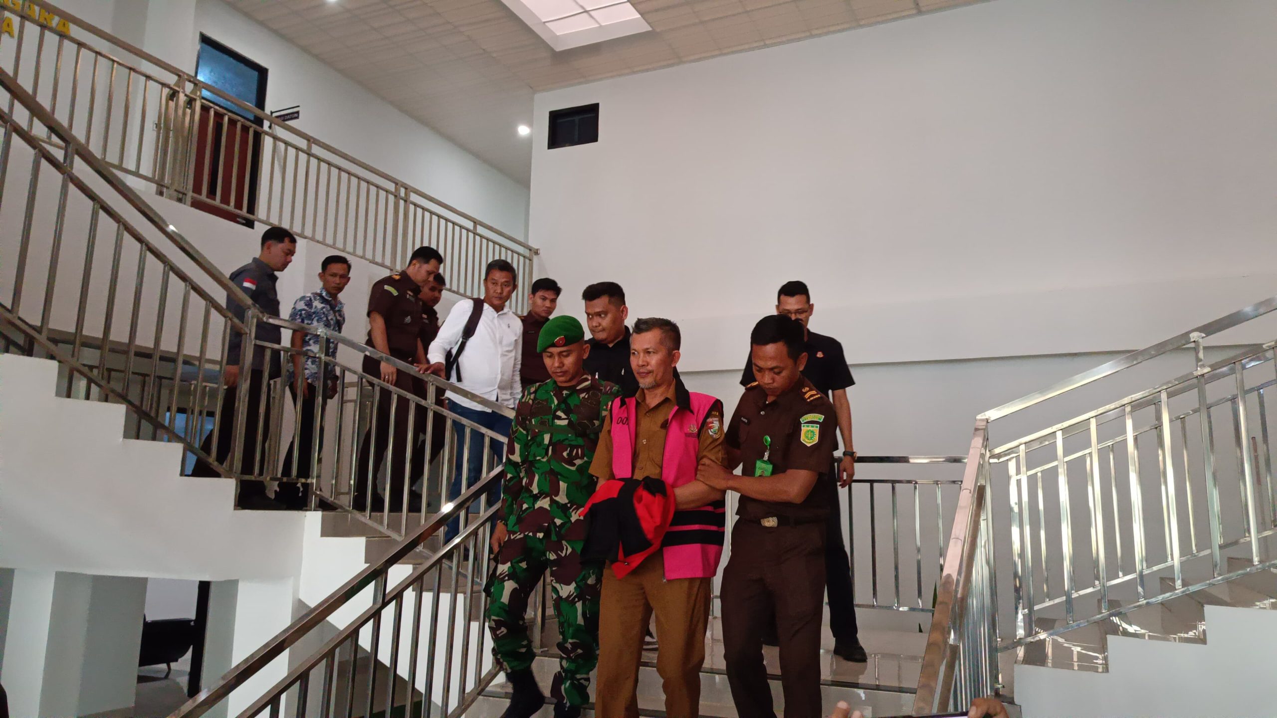 INC MEDIA - Kasus Korupsi DLH Tubaba: Dua Pejabat Resmi Ditahan Kejari